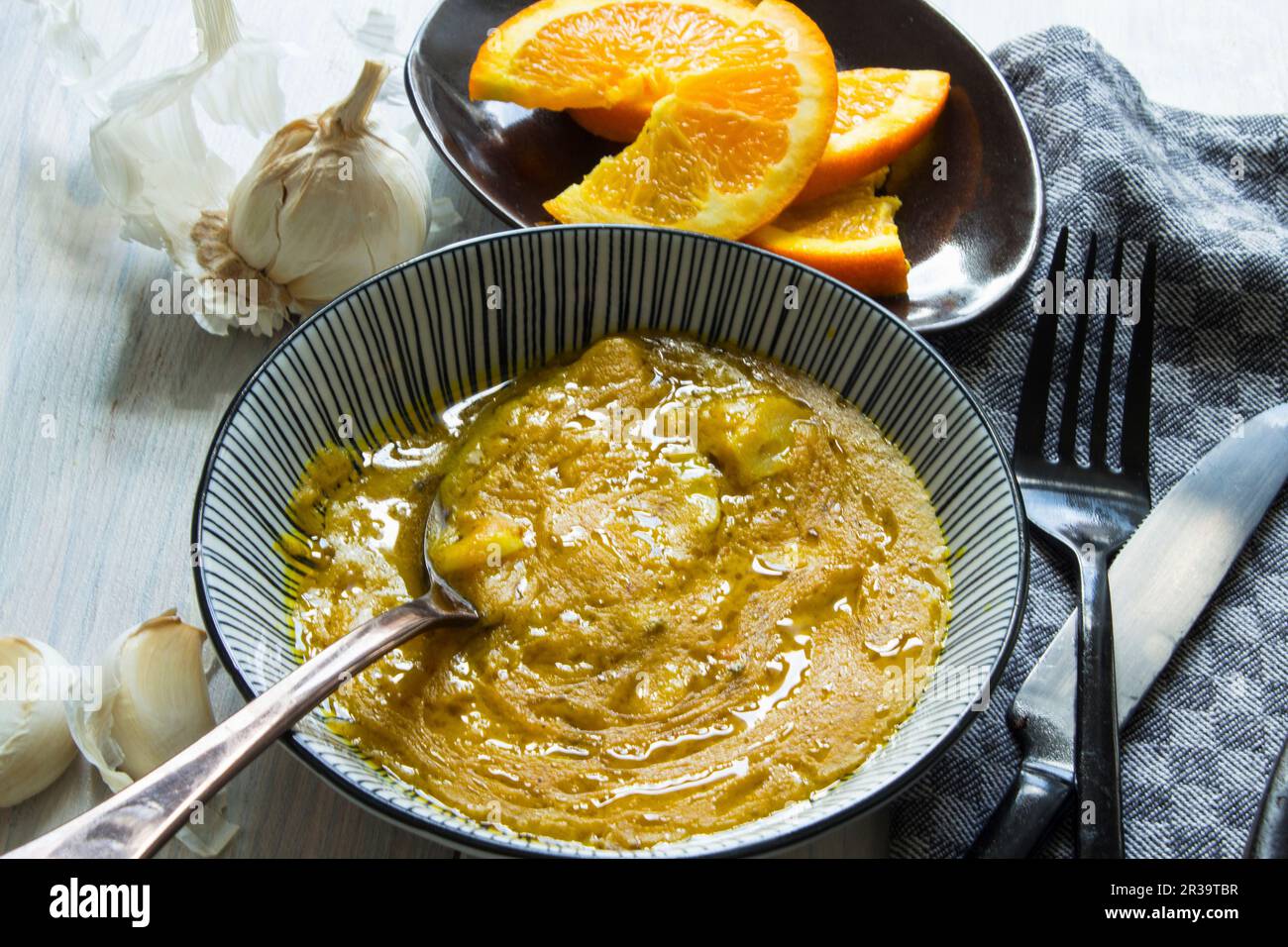 Citrus garlic sauce hi-res stock photography and images - Alamy