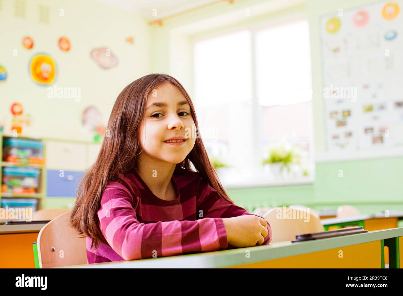 Sitting class hi-res stock photography and images - Alamy