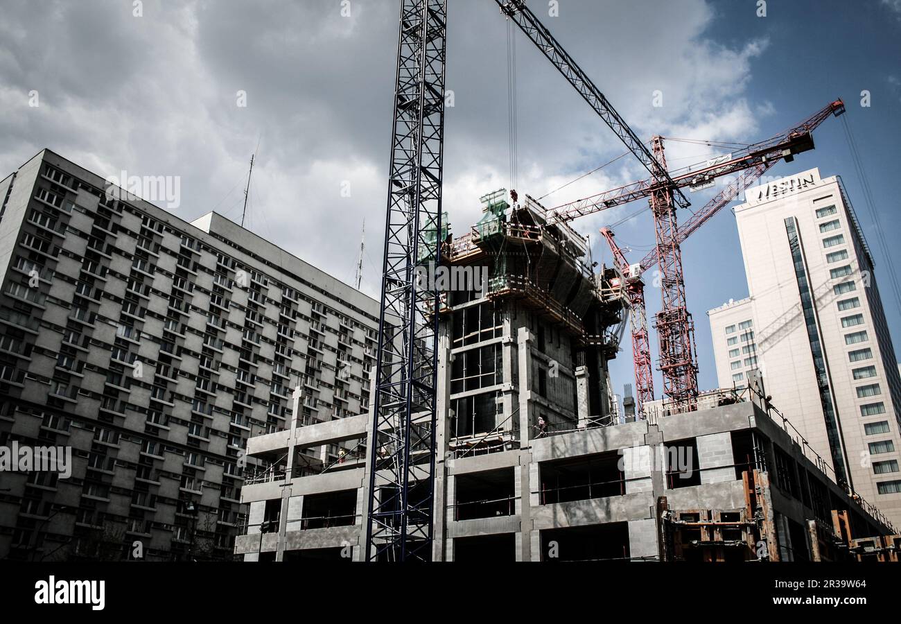 Storey skyscraper hi-res stock photography and images - Alamy