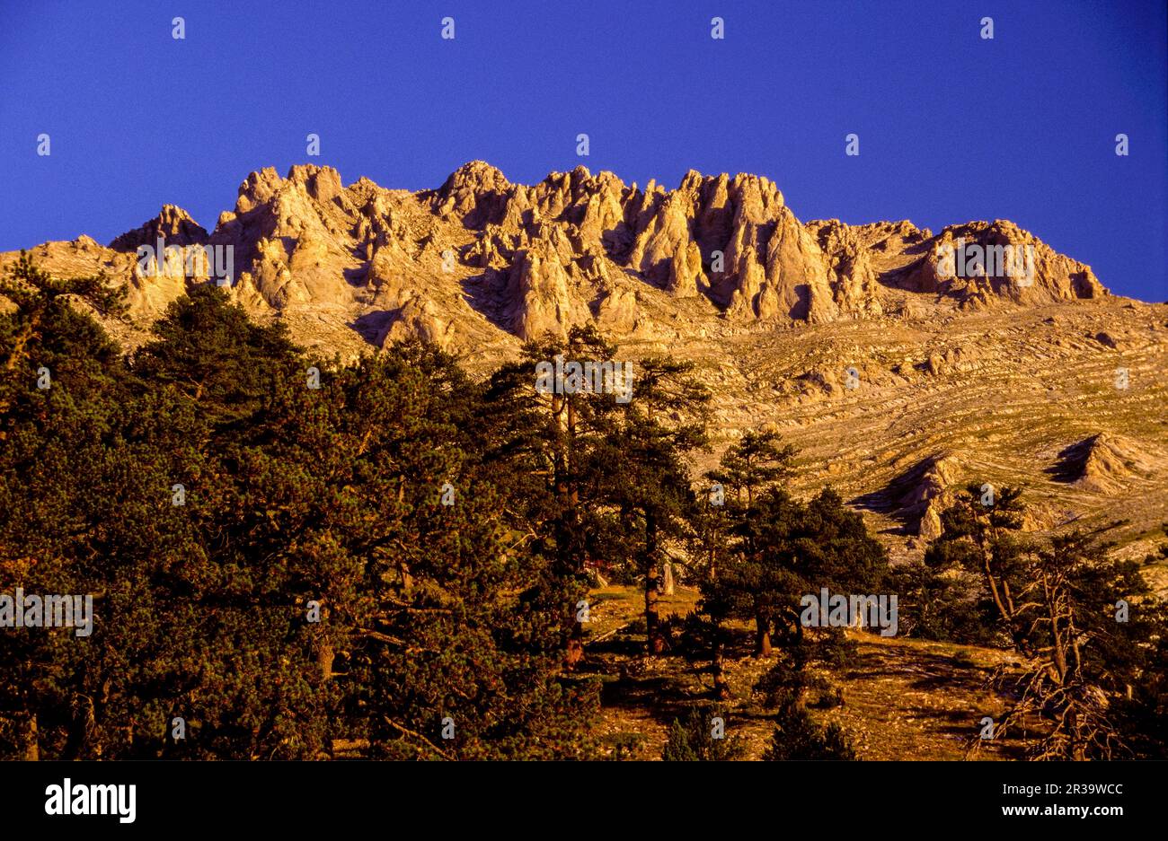 Monte Olimpo, cima Mytikas(2918m.).Parque nacional del Monte Olimpo ...