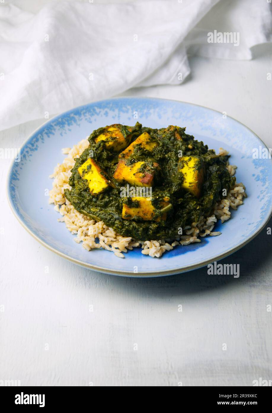 Saag spinach rice hi-res stock photography and images - Alamy