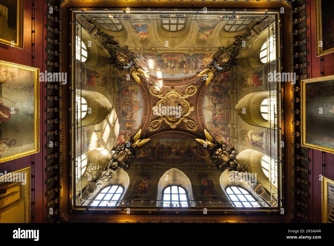 Museo del louvre museo paris hi-res stock photography and images - Alamy