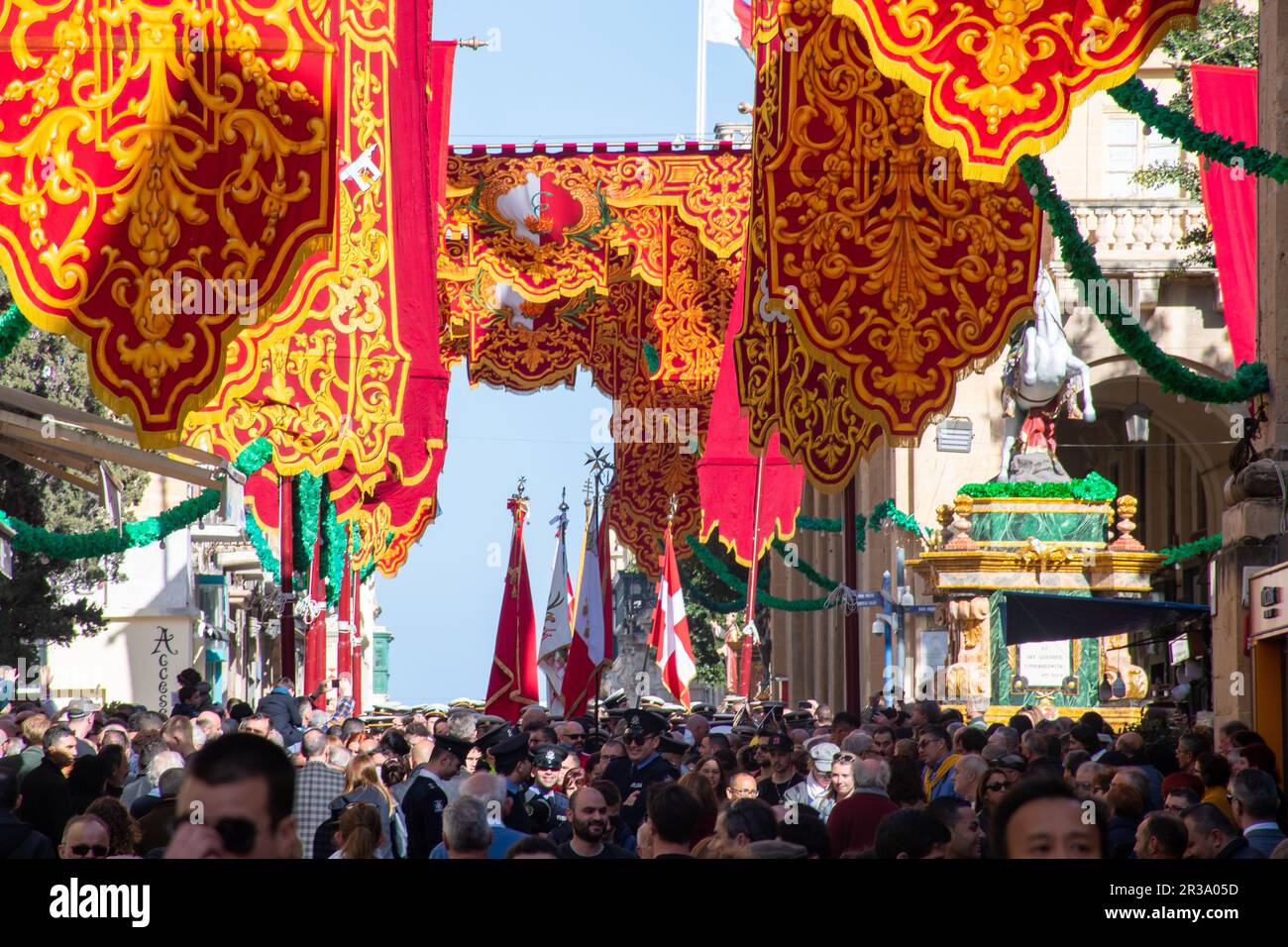 Street festival banners hi-res stock photography and images - Alamy