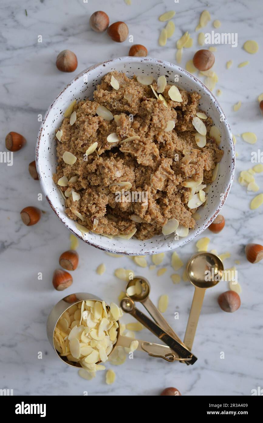 Poppy seed paste hi-res stock photography and images - Alamy