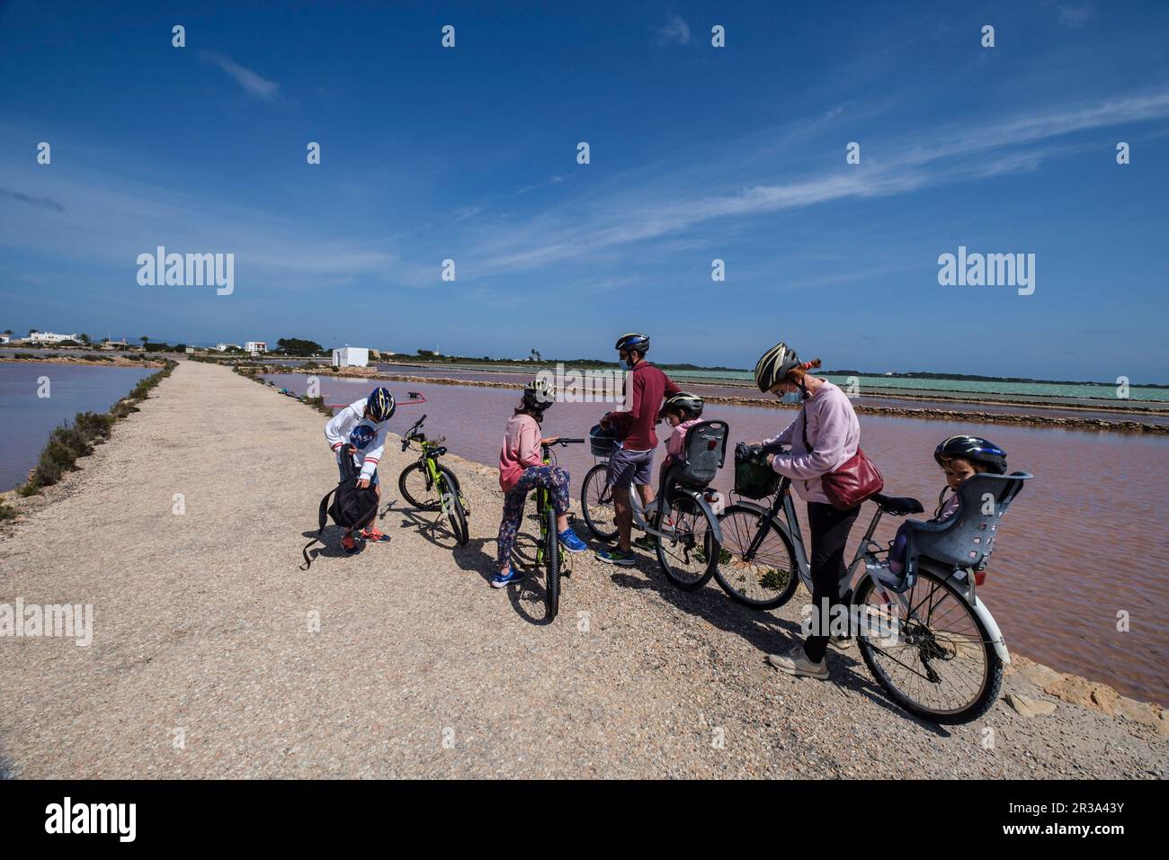 Evaporating water cycle hi-res stock photography and images - Alamy