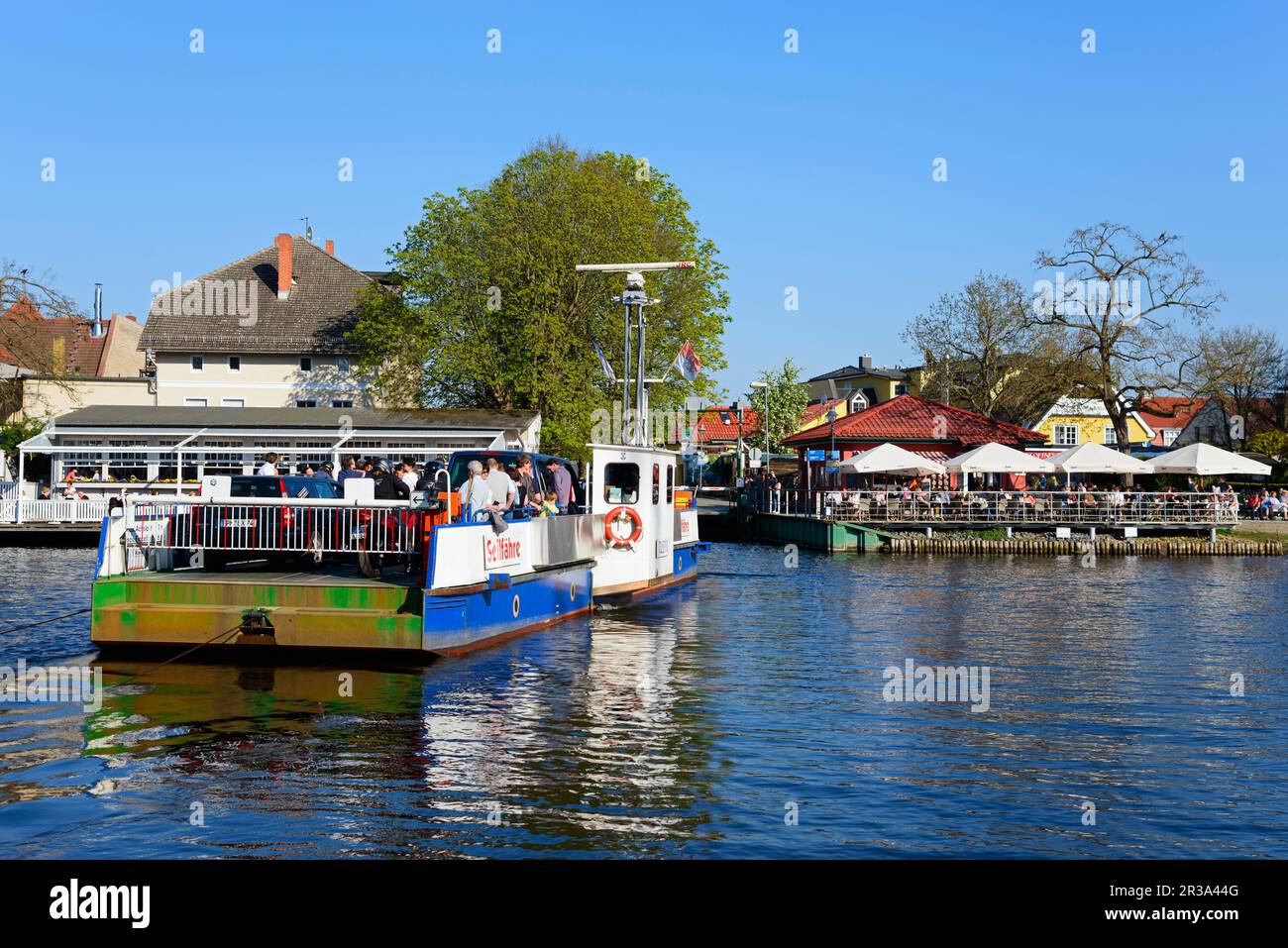 Rope ferry hi-res stock photography and images - Alamy