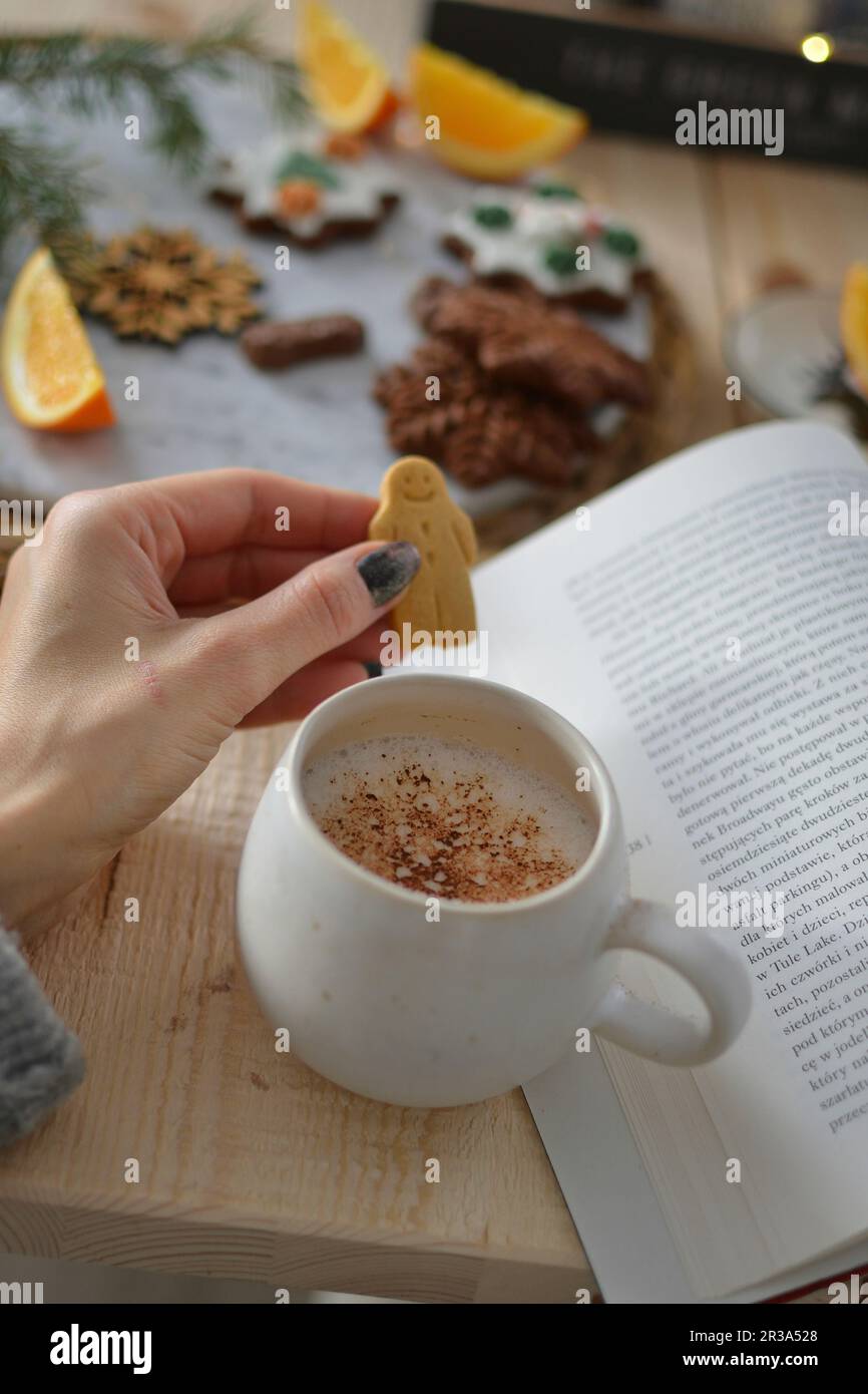 Coffee and gingerbread man Stock Photo - Alamy