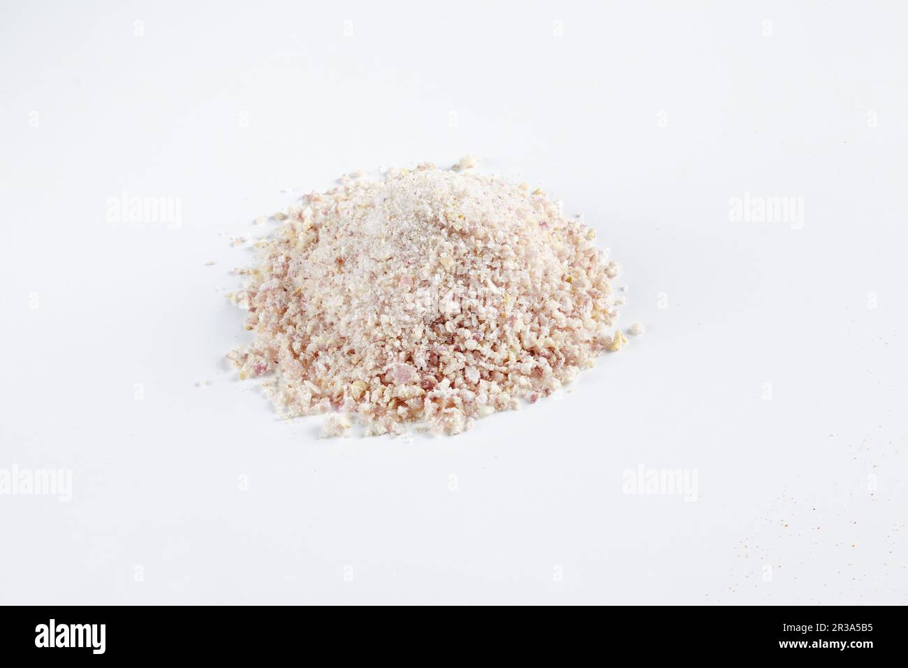 Homemade French shallot salt for salads, beef, veal and fish dishes ...