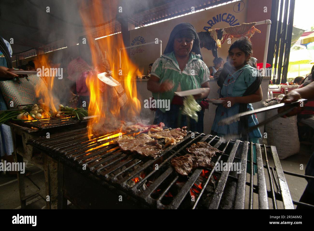 Mercado de la carne.Mercado de Tlacolula.Oaxaca .México Stock Photo - Alamy