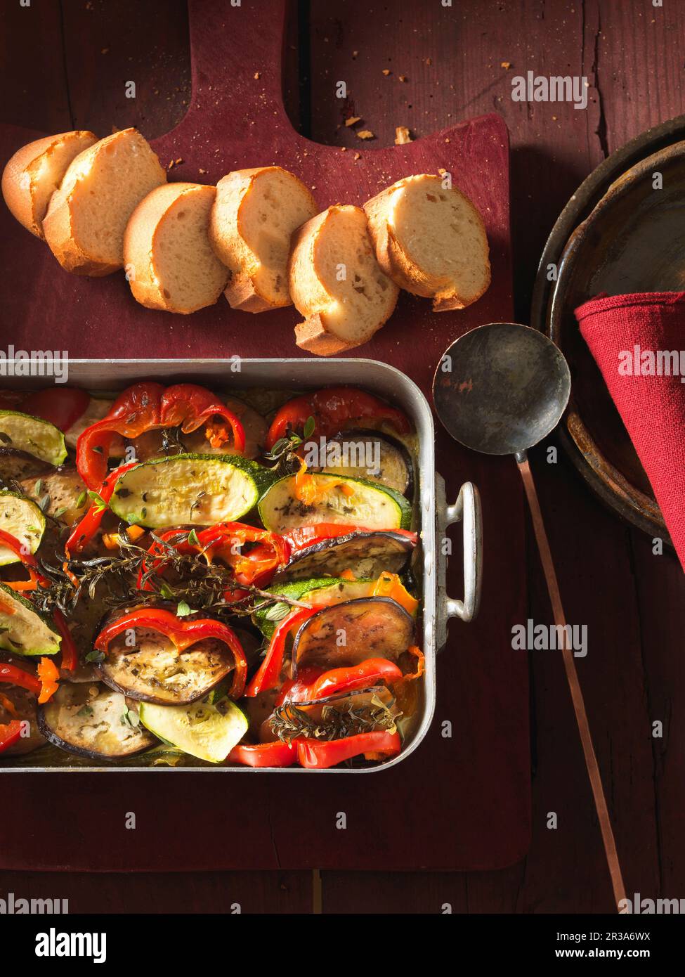 Oven-roasted Provençal vegetables Stock Photo - Alamy