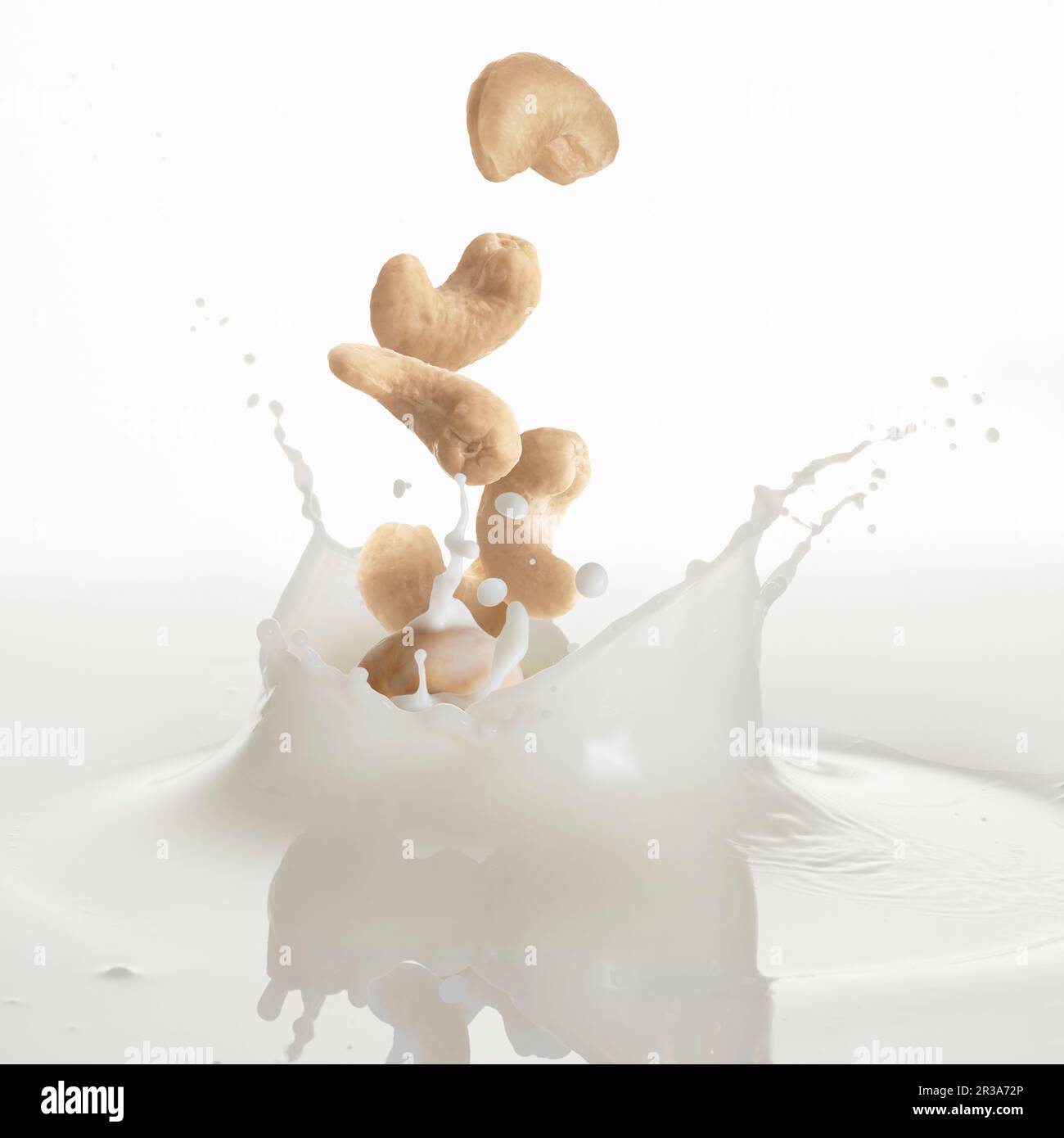 Milk splash outline hi-res stock photography and images - Alamy