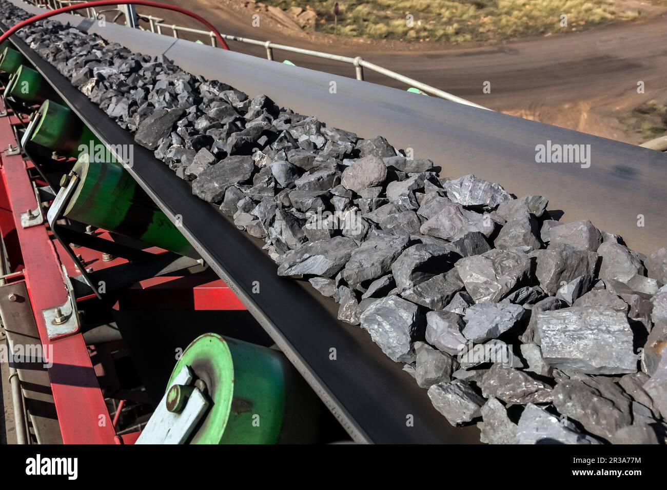 Rock conveyor hi-res stock photography and images - Alamy