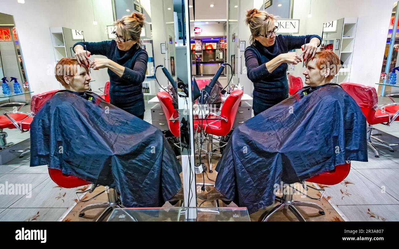 Interior luxury beauty salon hi-res stock photography and images - Alamy