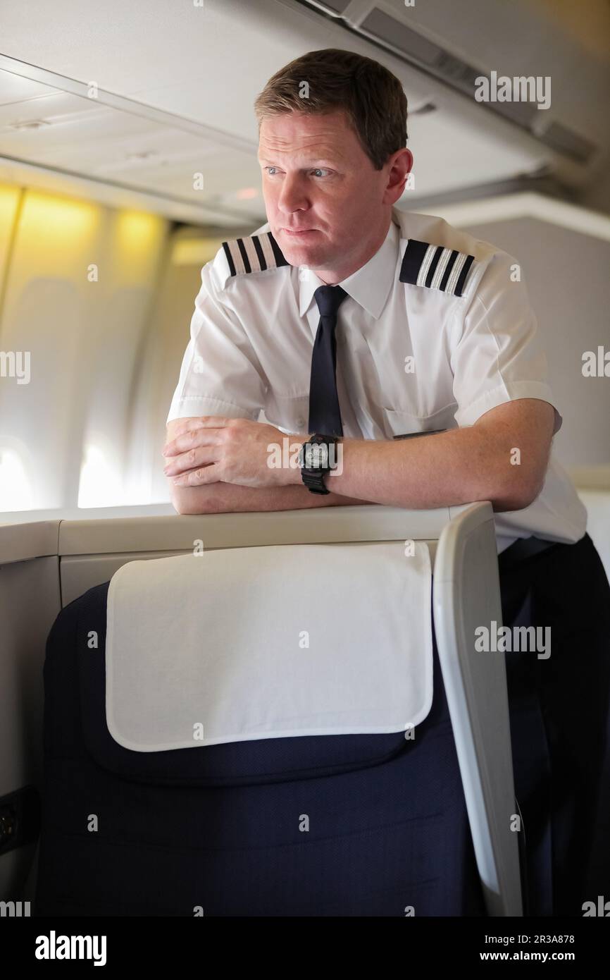 British airways airplane model hi-res stock photography and images - Alamy