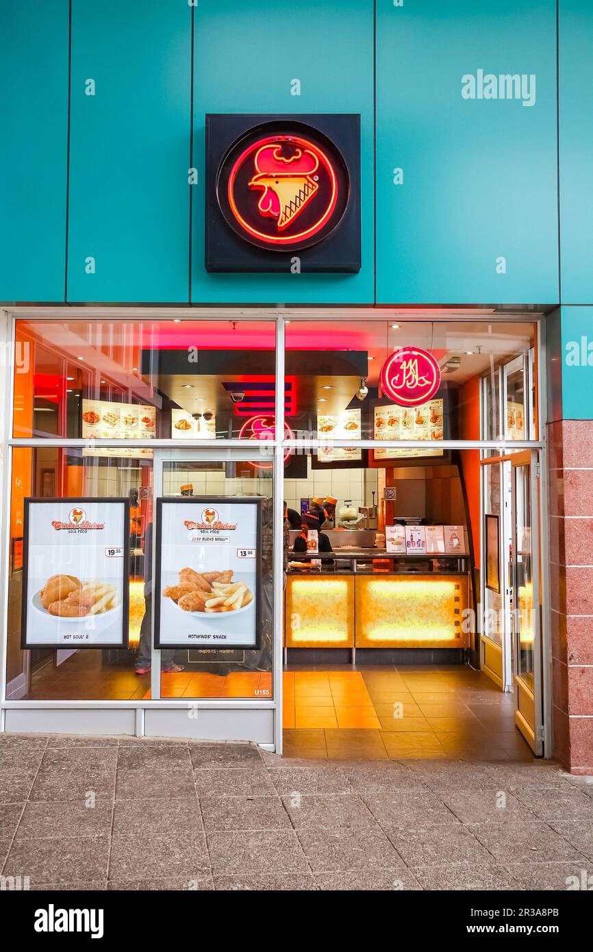 Take out food counter hi-res stock photography and images - Alamy