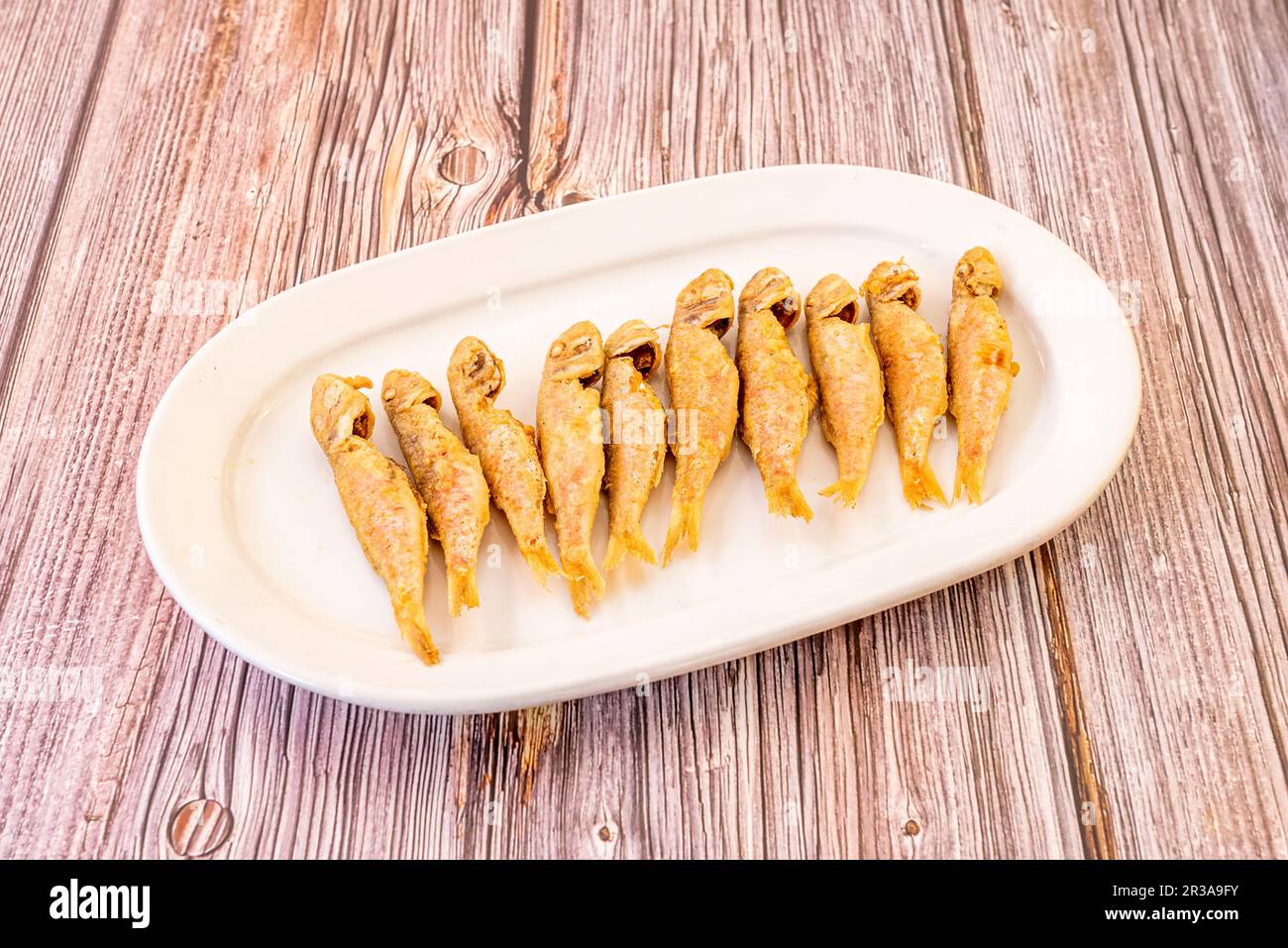 Red mullet is a fish with an intense flavor and highly appreciated in ...