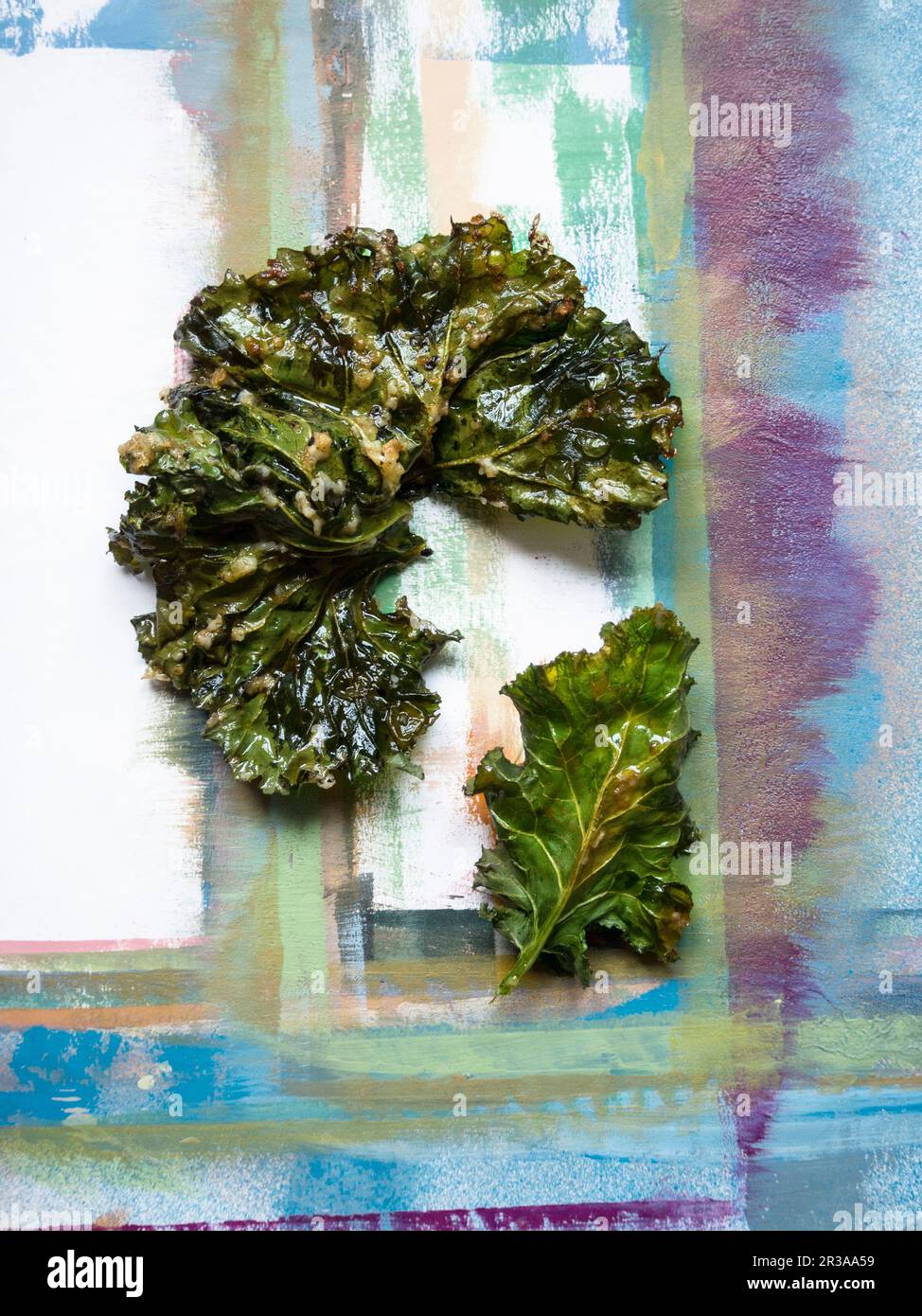 Dried kale leaves Stock Photo - Alamy