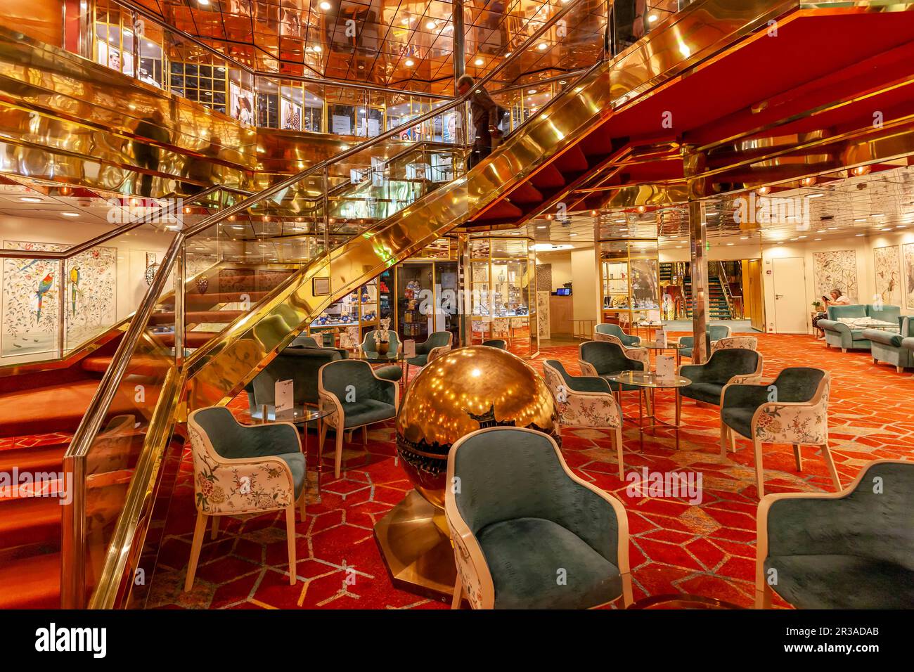 Balmoral Deck 6, Fred Olsen cruise line reception area Stock Photo - Alamy
