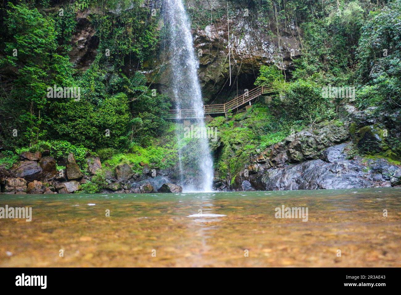 Hainan waterfall hi-res stock photography and images - Alamy