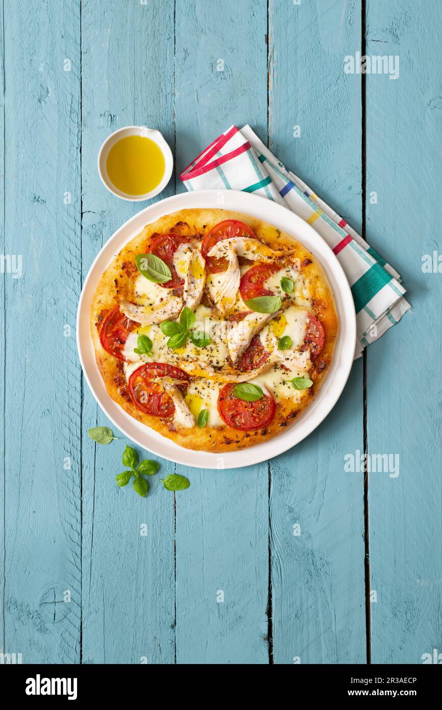 Ripped chicken hi-res stock photography and images - Alamy