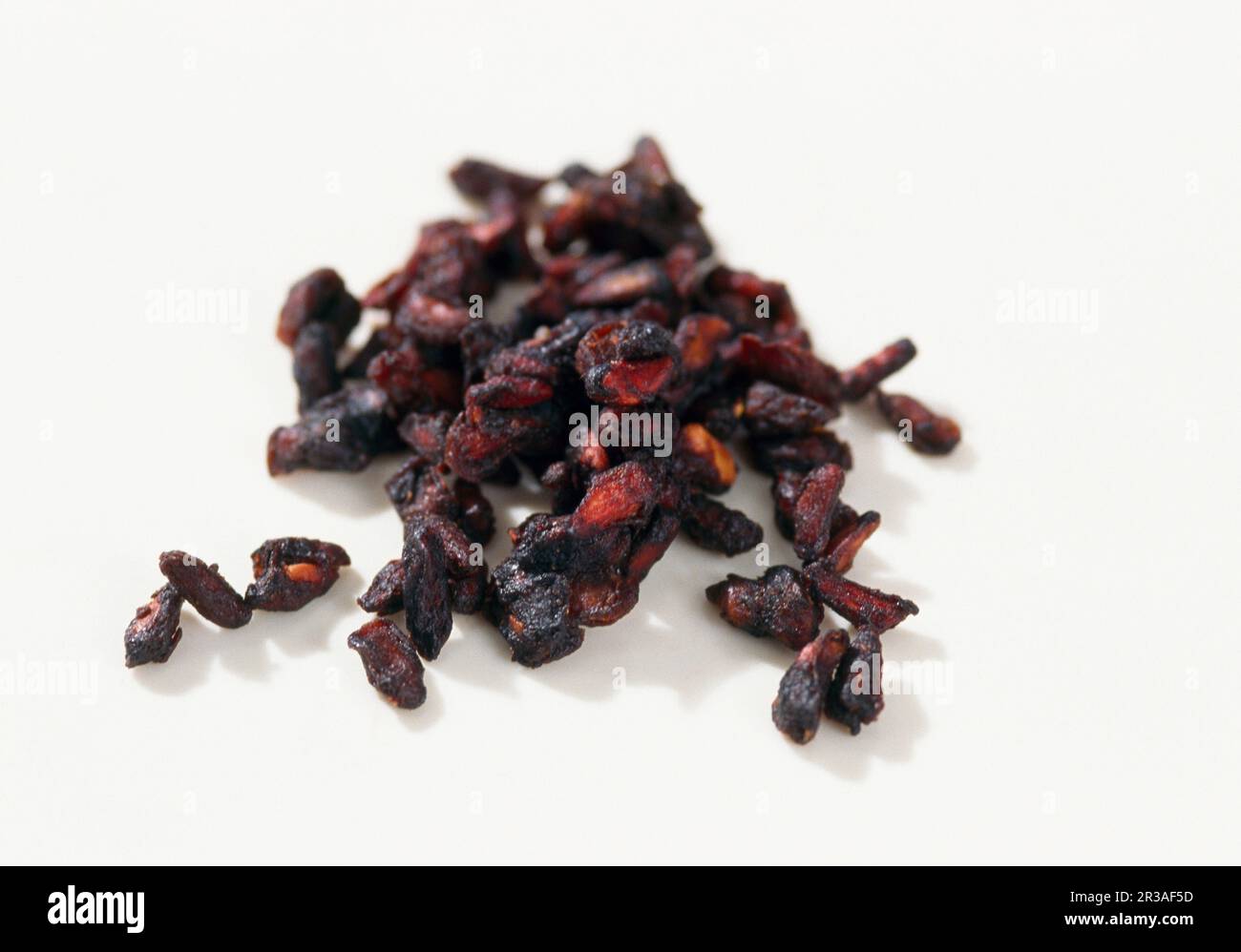 Dried pomegranate seeds Stock Photo - Alamy