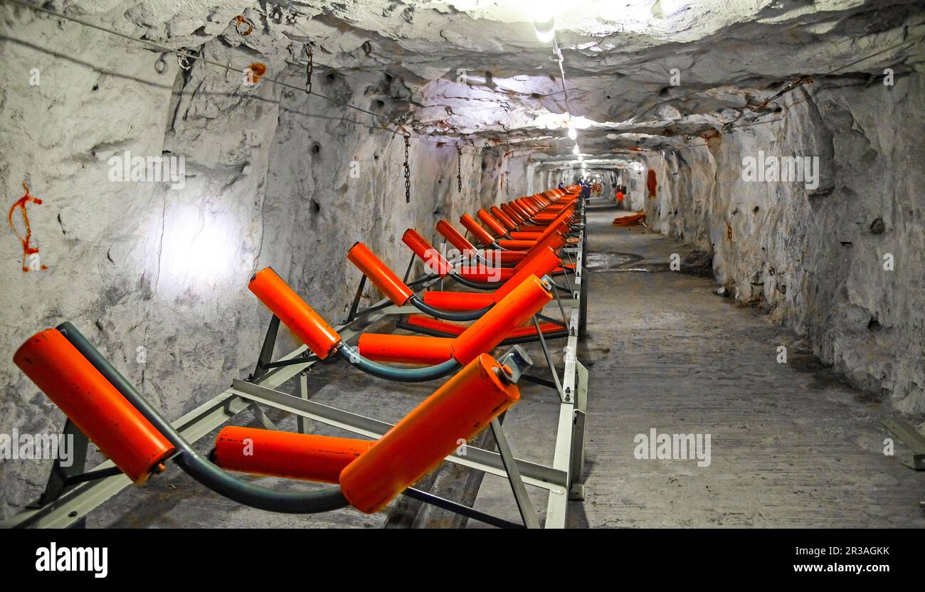 Underground Platinum Palladium Mining and Equipment Stock Photo - Alamy