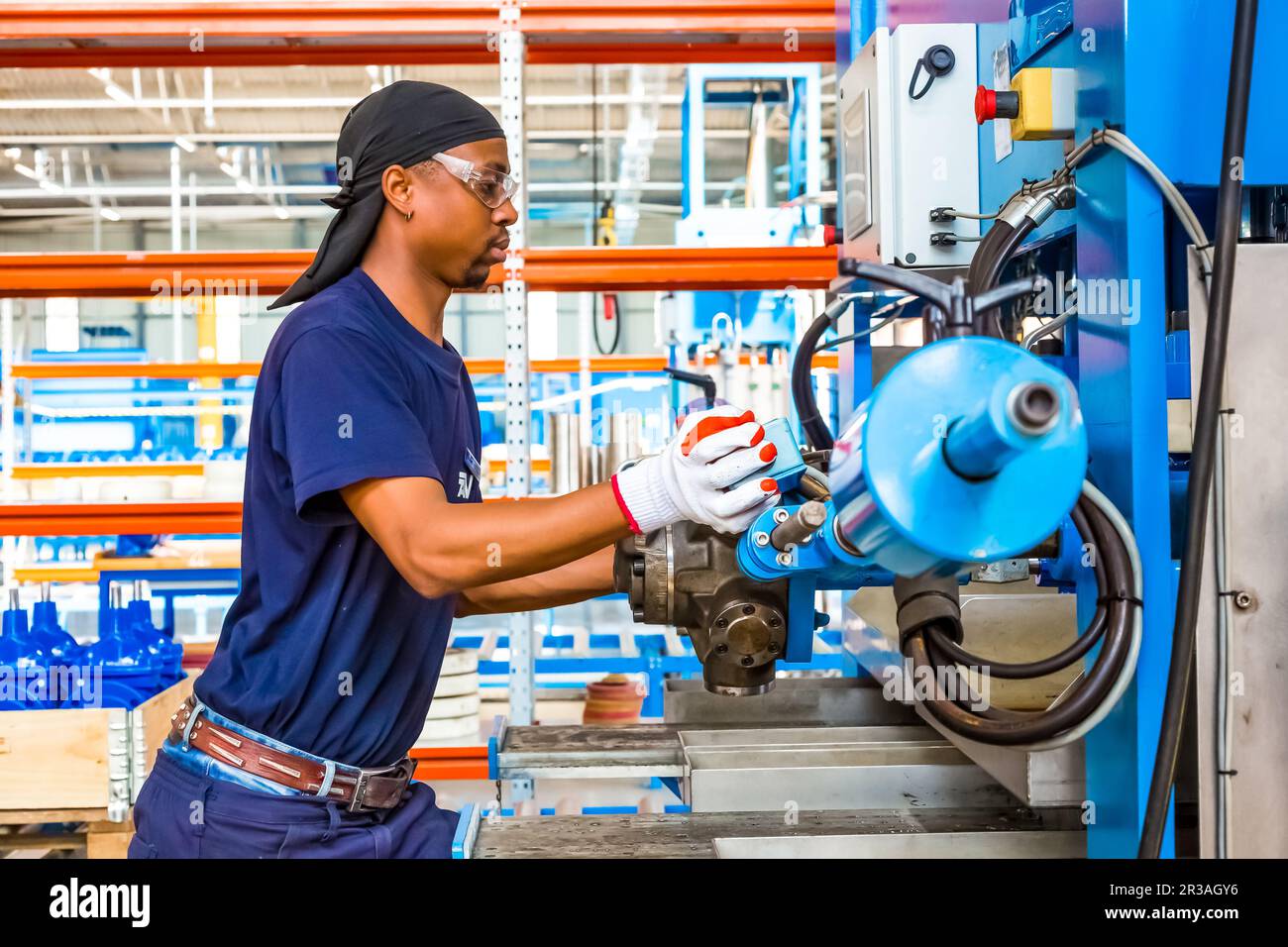 Mechanical assembly hi-res stock photography and images - Alamy
