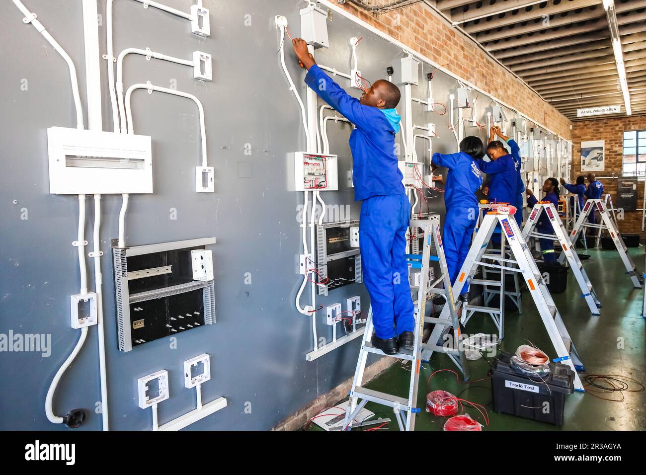 Wire work south africa hi-res stock photography and images - Alamy