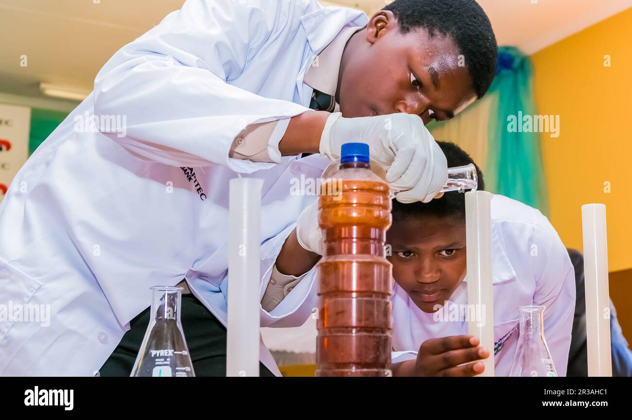 African Primary School Students doing a science demonstration Stock ... African Primary School Students doing a science demonstration Stock ...