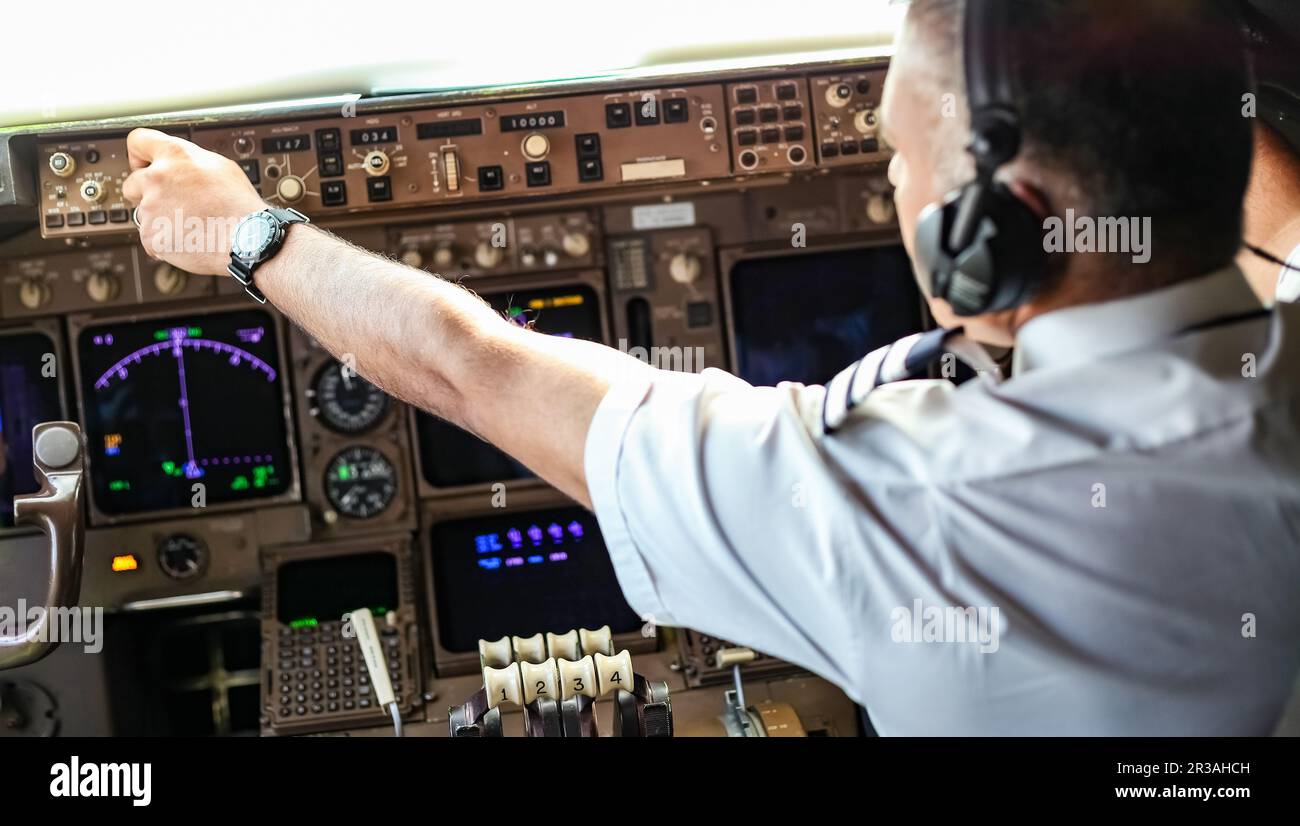 Indian man pilot hi-res stock photography and images - Alamy