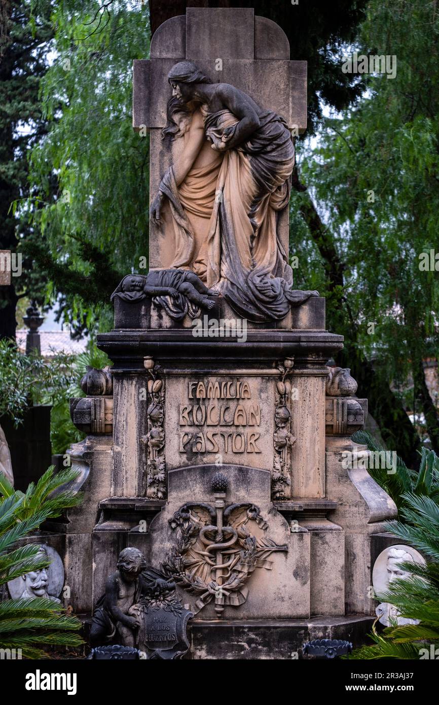 Art deco gravestone hi-res stock photography and images - Alamy
