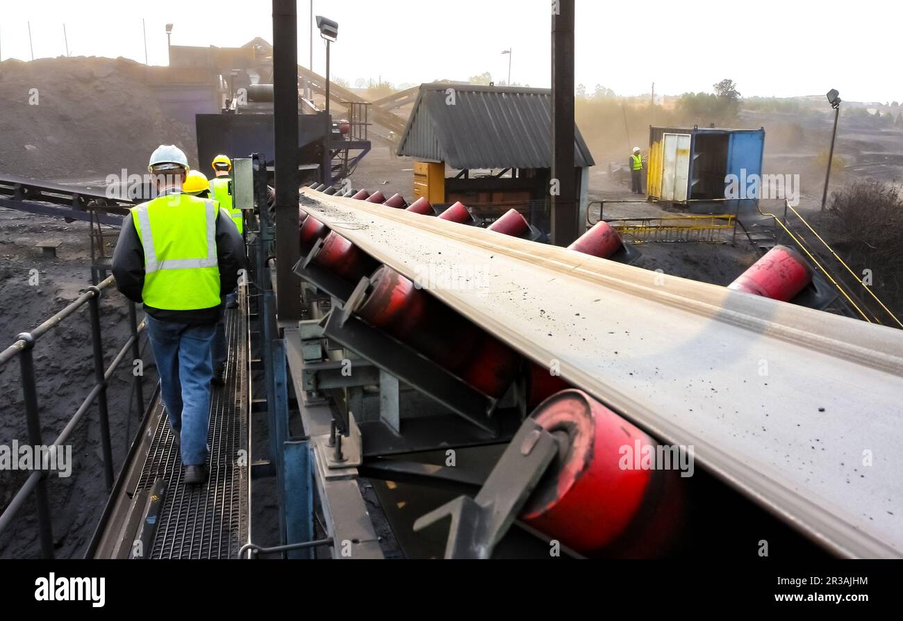 Coal conveyor belt power plant hi-res stock photography and images - Alamy