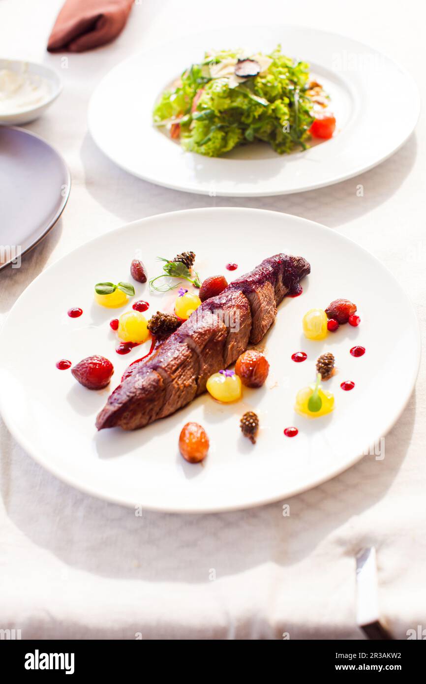 Prepared beef main course hi-res stock photography and images - Alamy