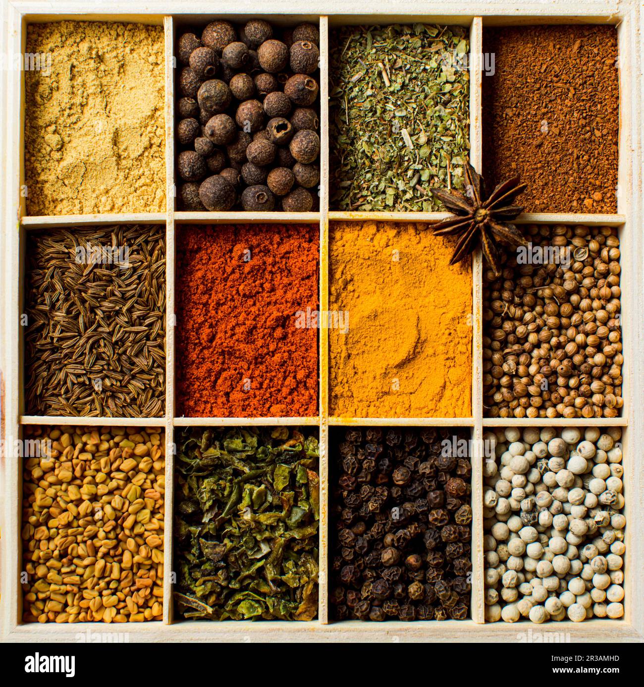 Box filled with wood hi-res stock photography and images - Alamy