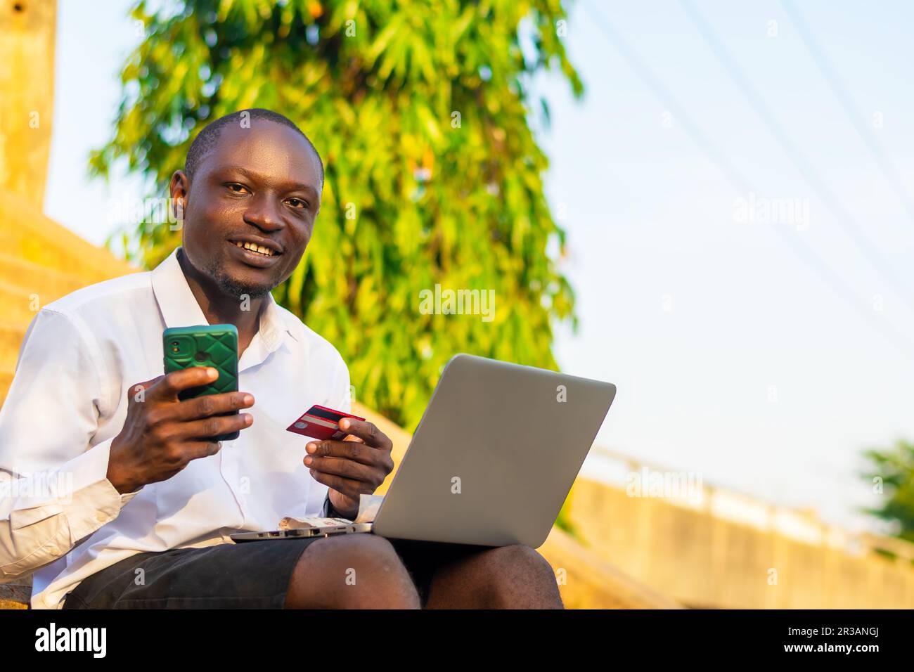 Cooperate hi-res stock photography and images - Alamy