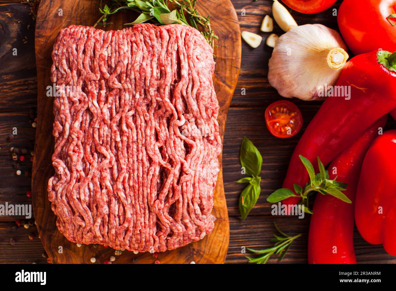 Fresh raw meat minced hi-res stock photography and images - Alamy