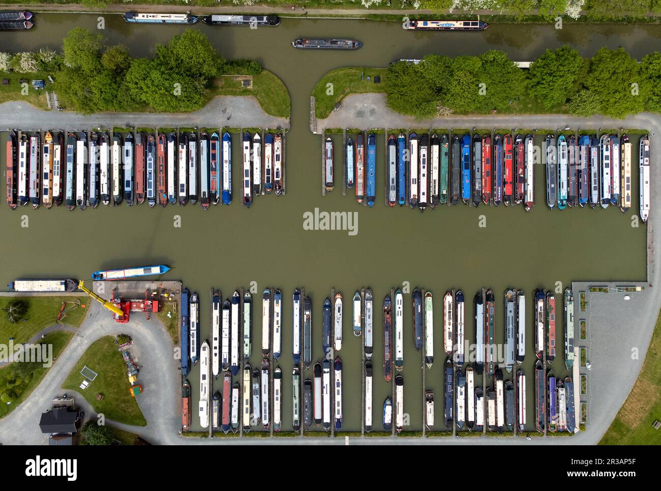 Visitors to the crick boat show hi-res stock photography and images - Alamy