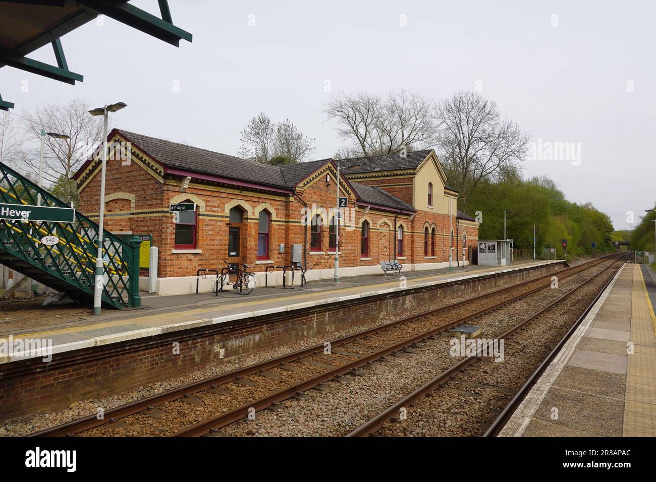 Hever rail station hi-res stock photography and images - Alamy