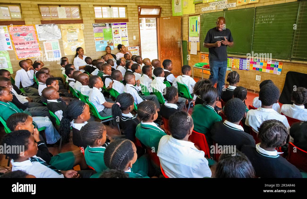 Poor south african classroom hi-res stock photography and images - Alamy
