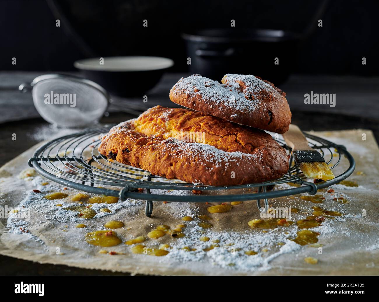 Christmas biscuits on a cooling rack with baking paper Stock Photo - Alamy