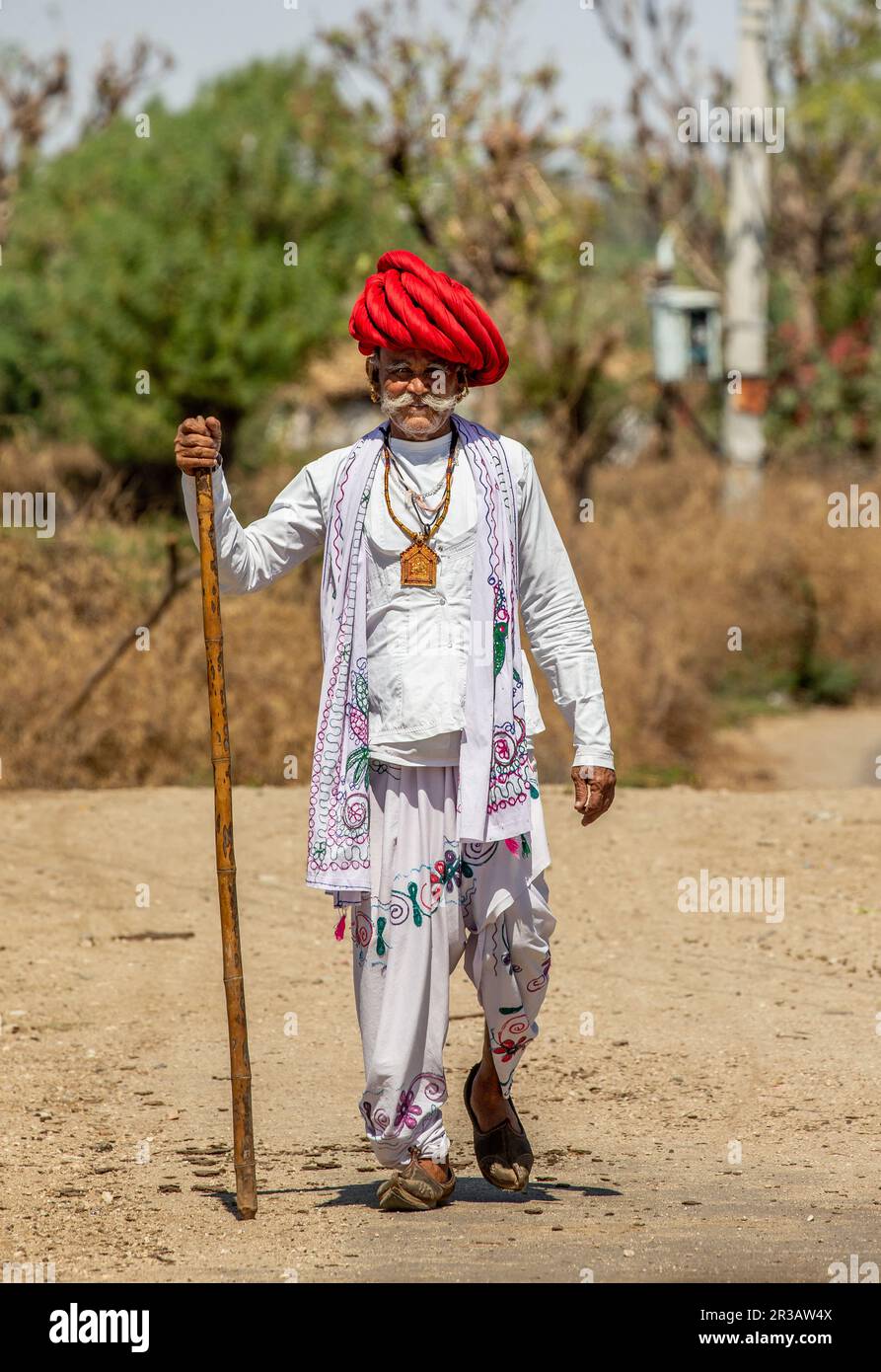 Elderly man of the Rabari ethnic group, wearing a national headdress ...