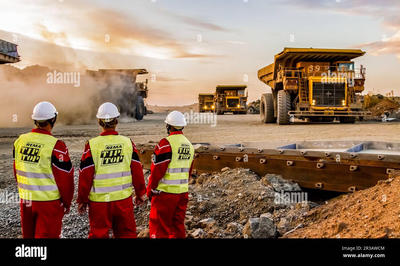 Large mining truck transporting material hi-res stock photography and ...