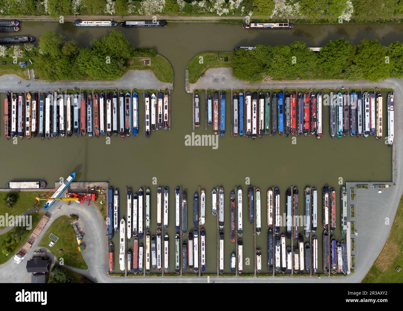 Visitors to the crick boat show hi-res stock photography and images - Alamy
