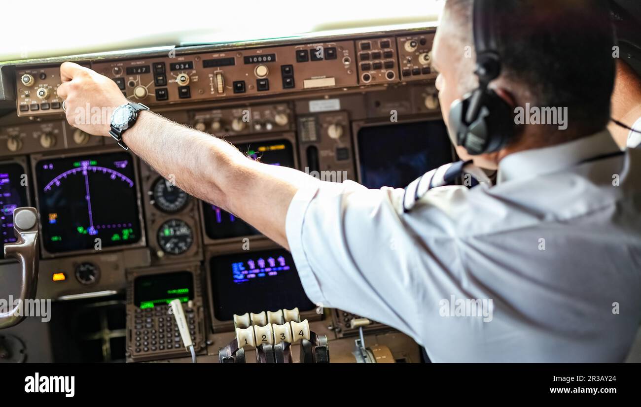 Over the Shoulder of a Indian Pilot in a Jumbo Cockpit Stock Photo - Alamy