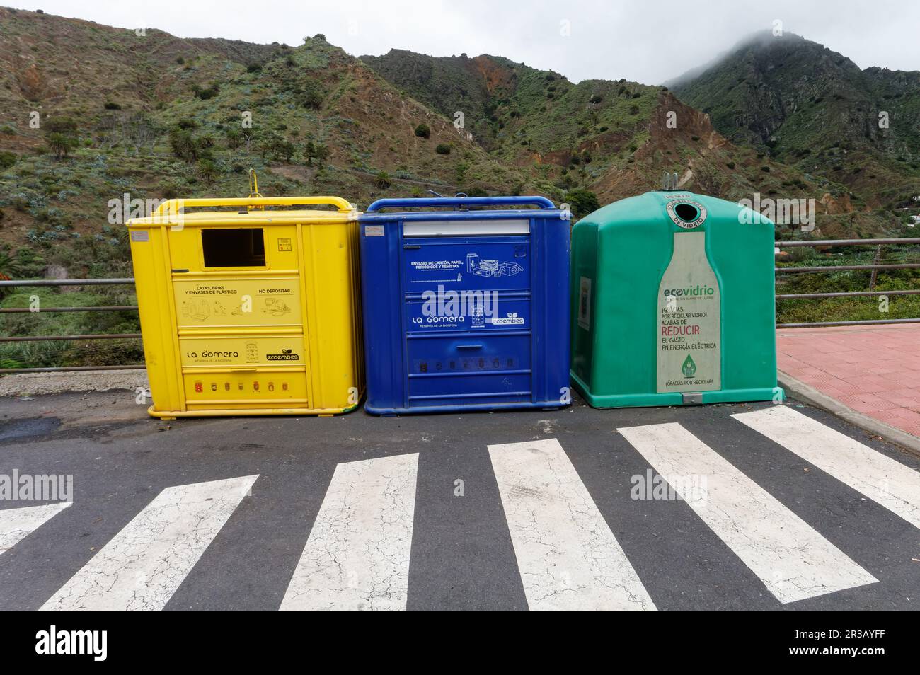 Waste colleciton hi-res stock photography and images - Alamy