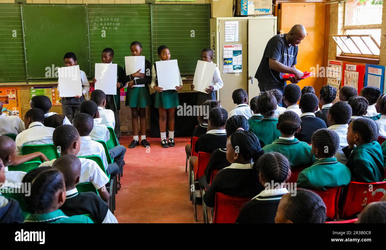 South africa education classroom hi-res stock photography and images ...