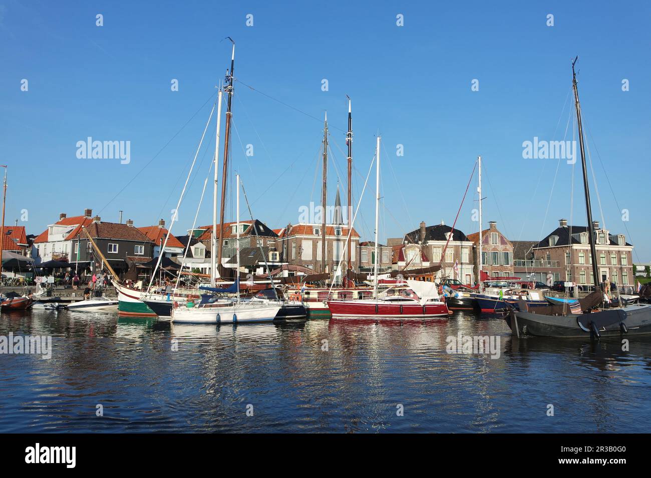 Harbour landscape in Lemmer, Friesland Stock Photo - Alamy