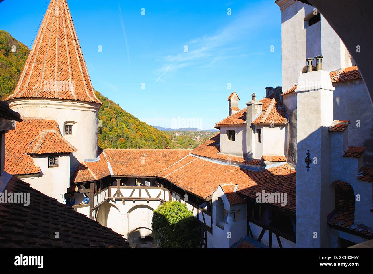 Brasov, Transylvania. Romania - oktober 12, 2019: The medieval Castle ...