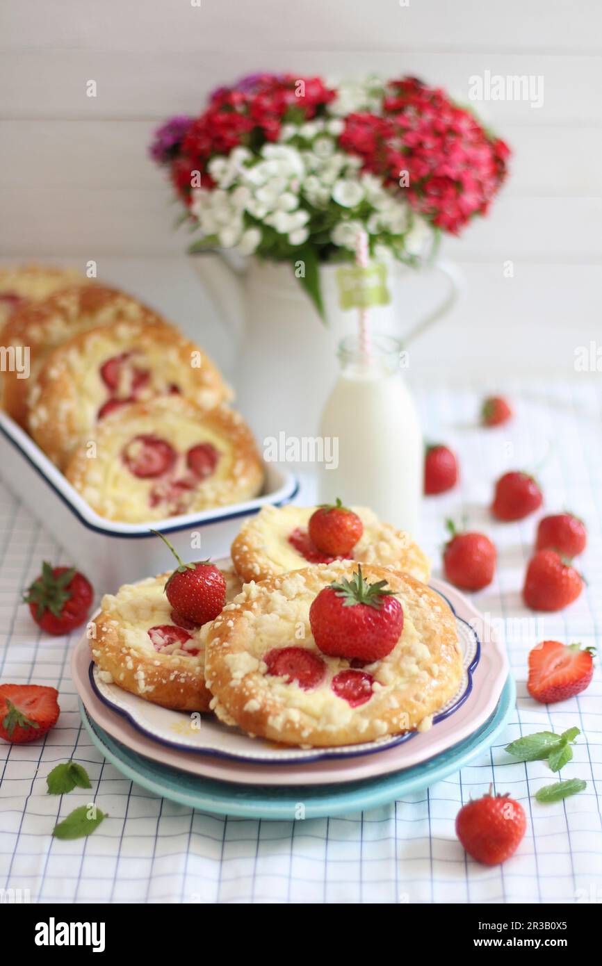 Quark cheese pastries hi-res stock photography and images - Alamy