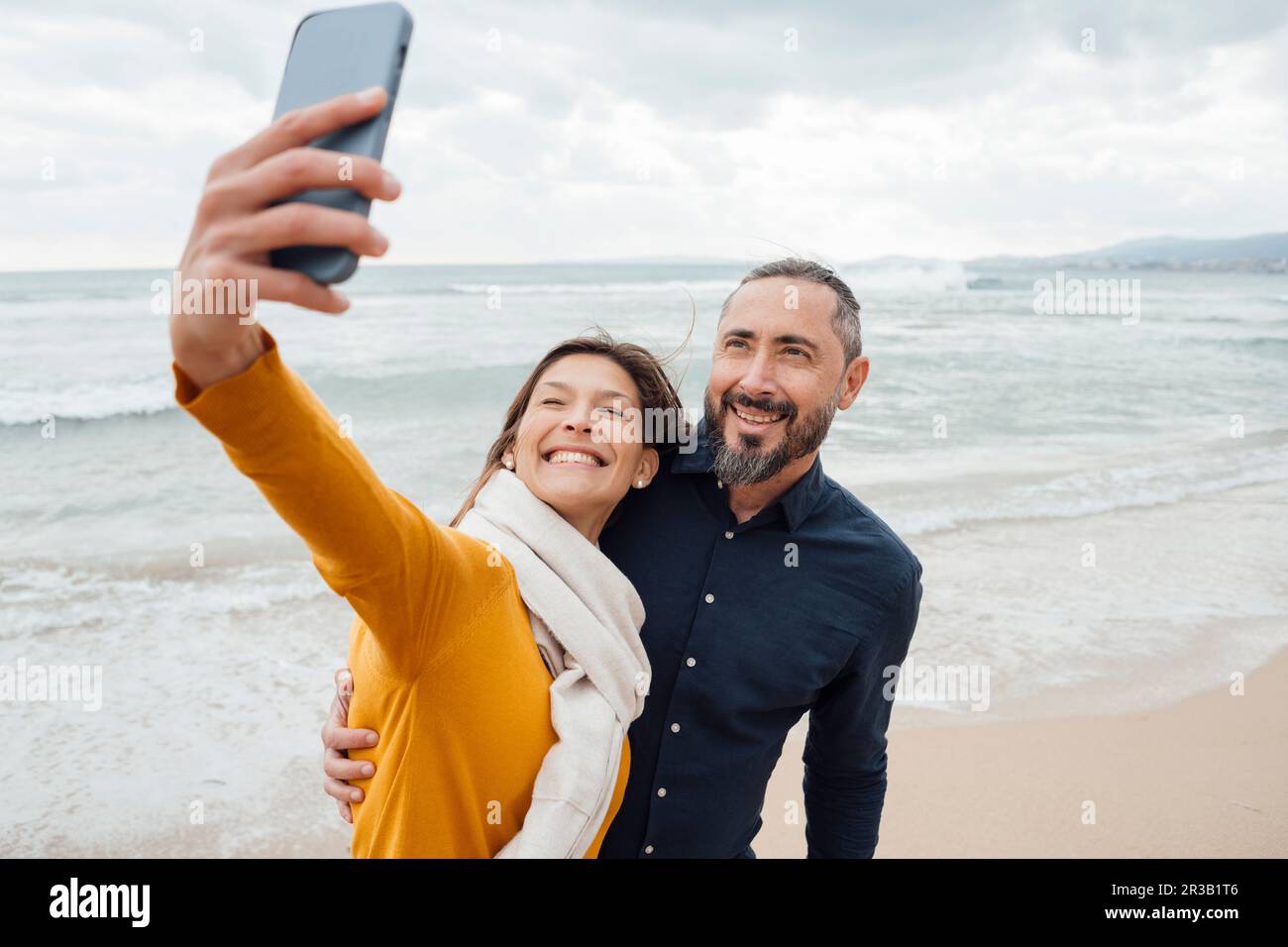 Mobile memories at the beach hi-res stock photography and images - Alamy